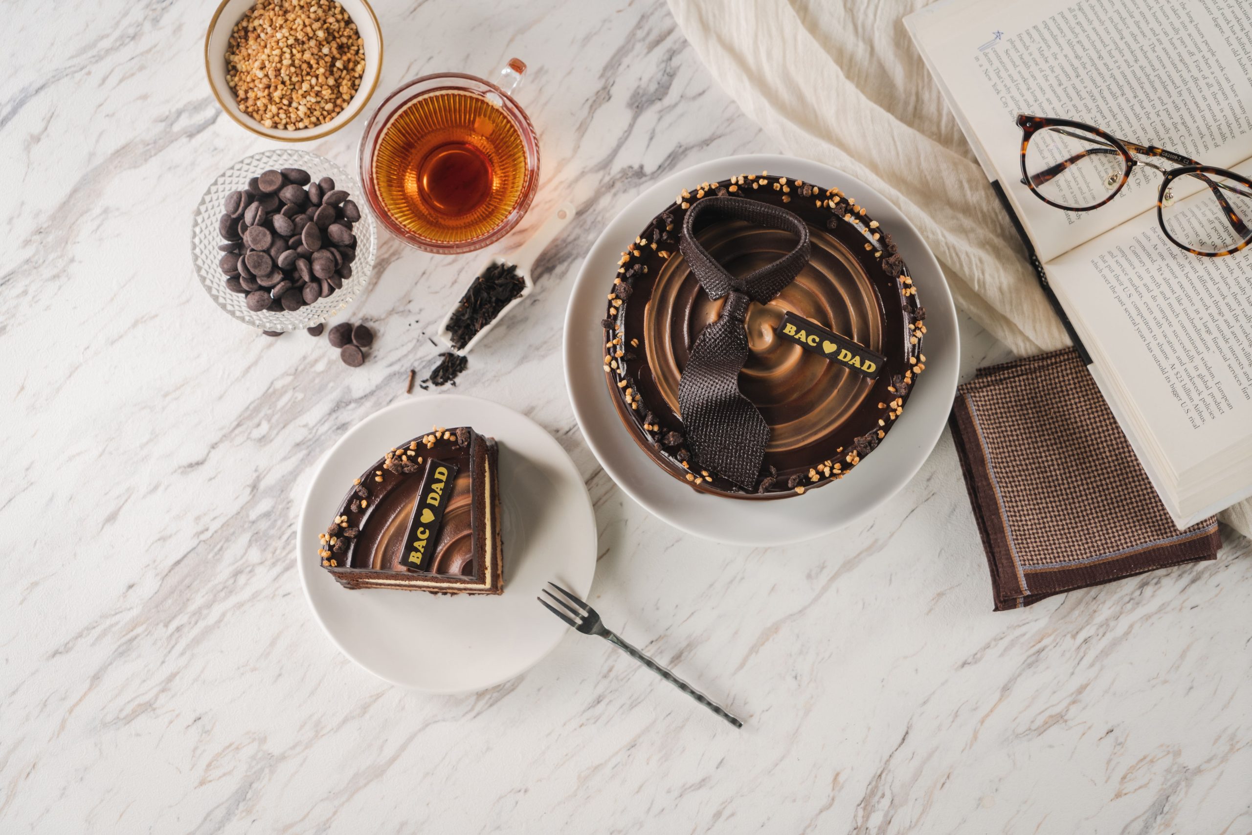 BAC 父親節隆重鉅獻「爸道總裁」蛋糕